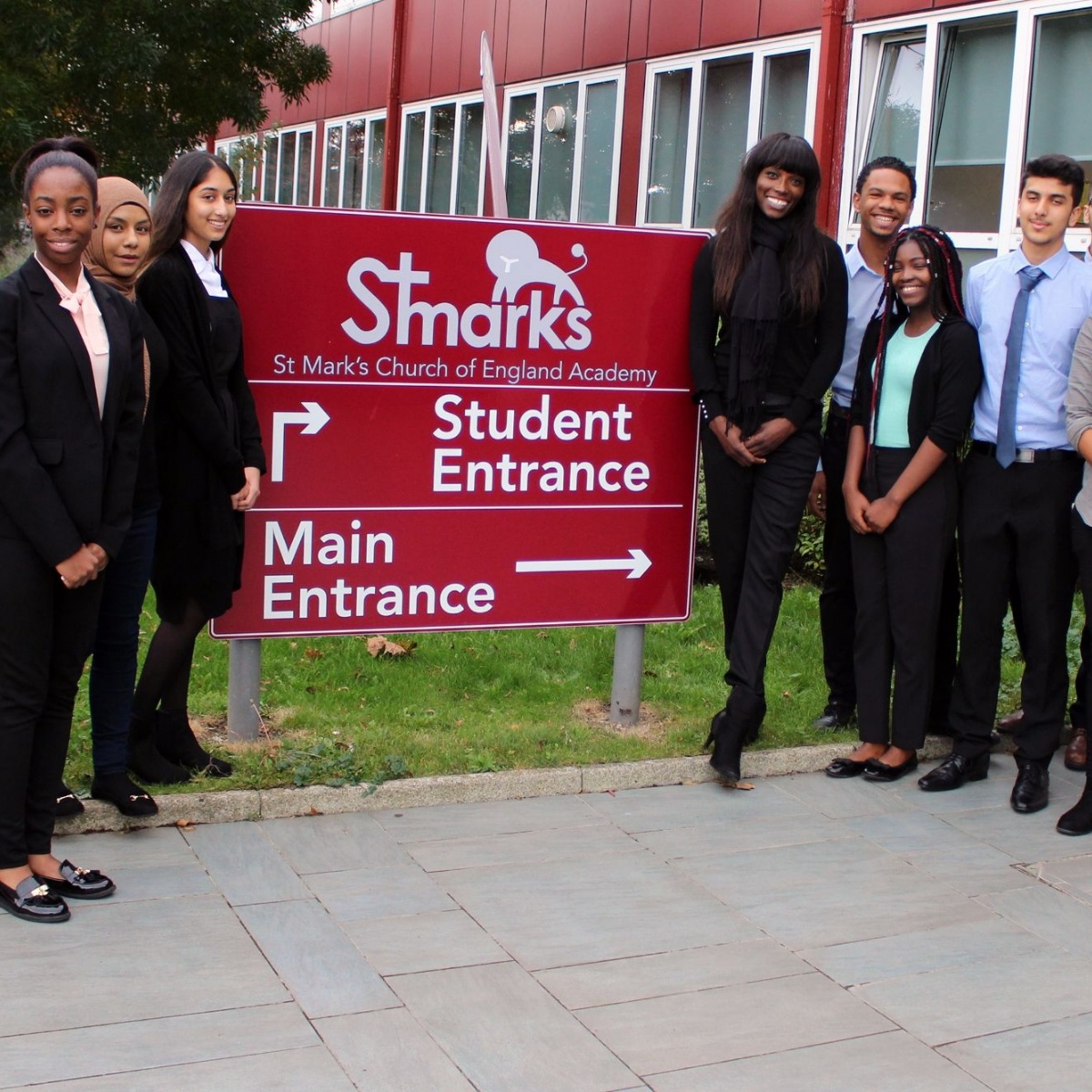 St Mark's Academy - Lorraine Pascale visits St Mark's Academy